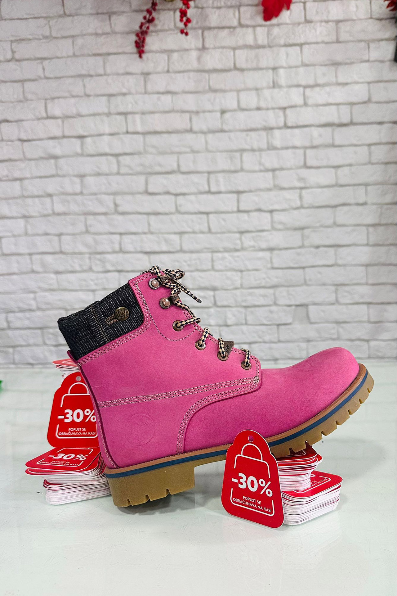 Roze cipele - Plus Exclusive